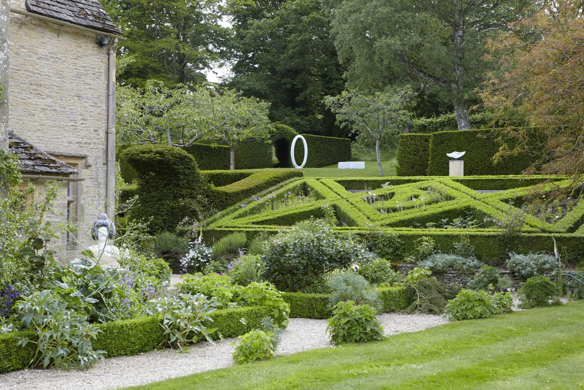 Garden - Asthall Manor